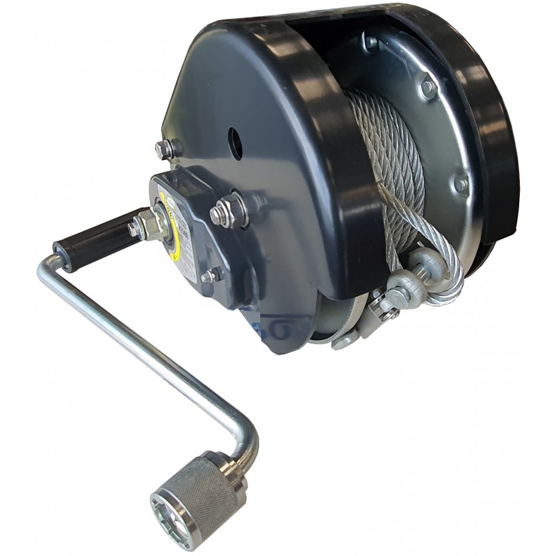 Treuil de halage 4100 KG câble 10M LIDER - Accessoires Remorques - BSA ...